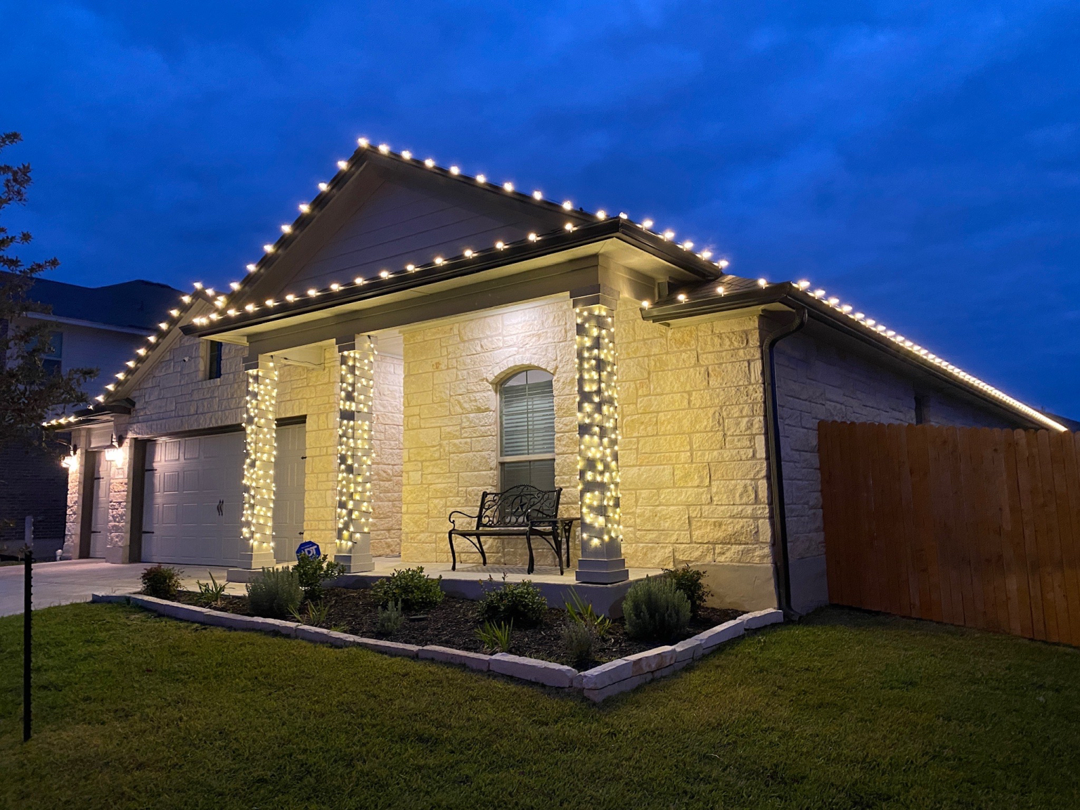 DIY vs. Pro Christmas Light Install: What’s Better?