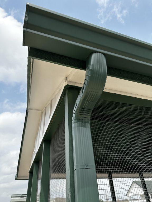 5-Inch vs. 6-Inch Seamless Gutters: Choose the Right Fit for Your Home